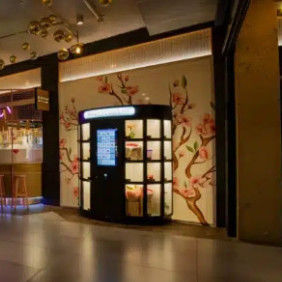 Smart Backend System 32 Inch Touch Screen Locker Vending Machine For ...