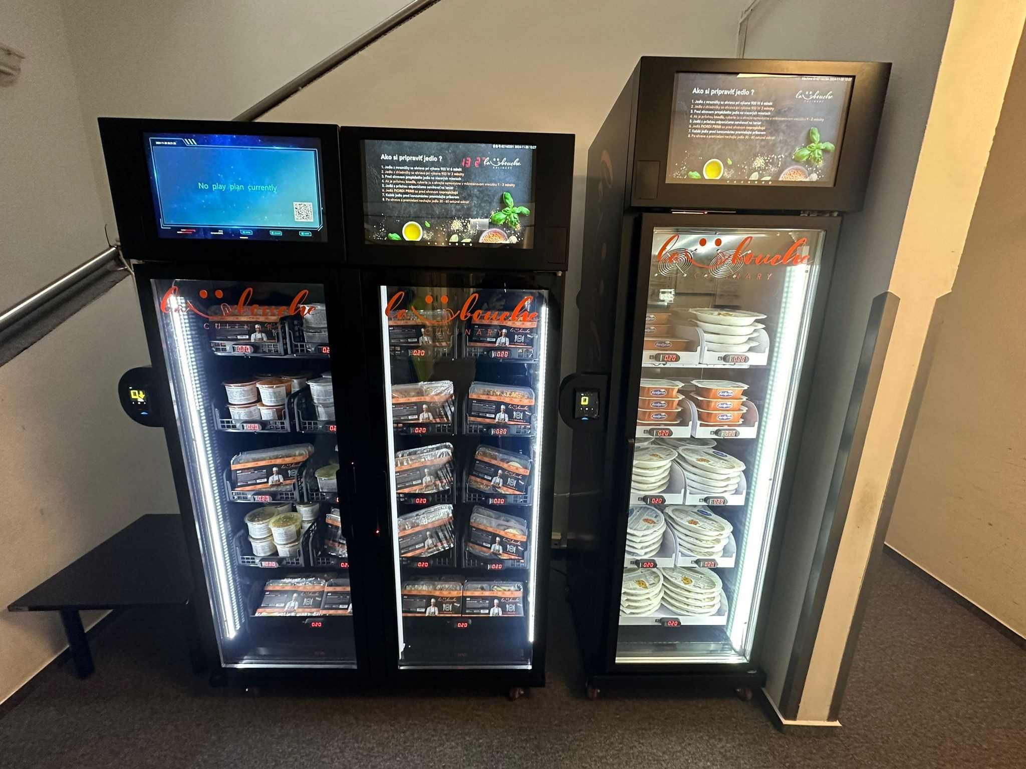 Upgrade Your Vending Experience With Smart Fridge Vending Machine And ...