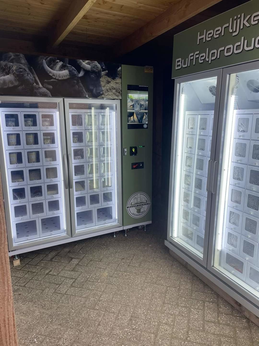 Convenient And Versatile -22C To 20C Frozen Locker Vending Machine With ...